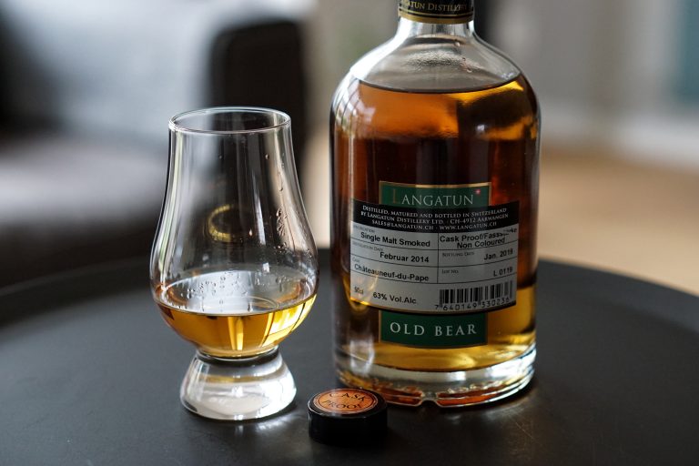 Longrow Red 15 year old 2022 - Whiskylifestyle